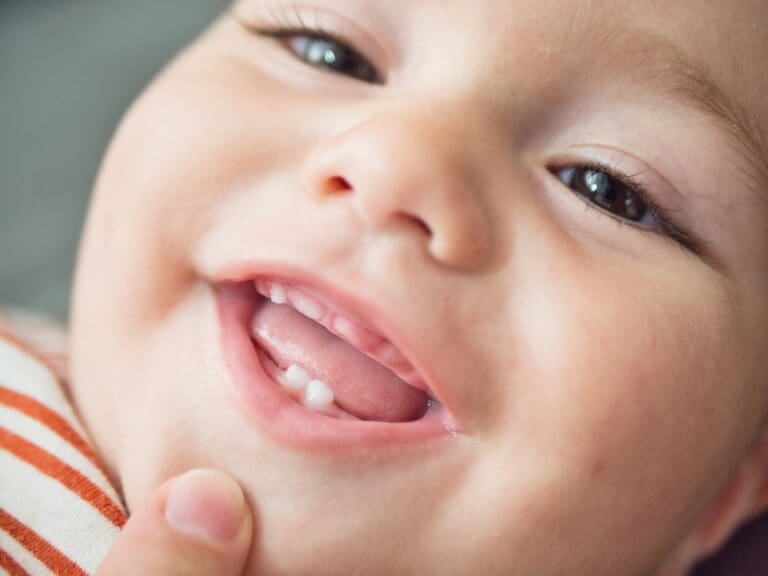 When Do Baby Teeth Come in? - The Complete Timeline - Orthodontist ...
